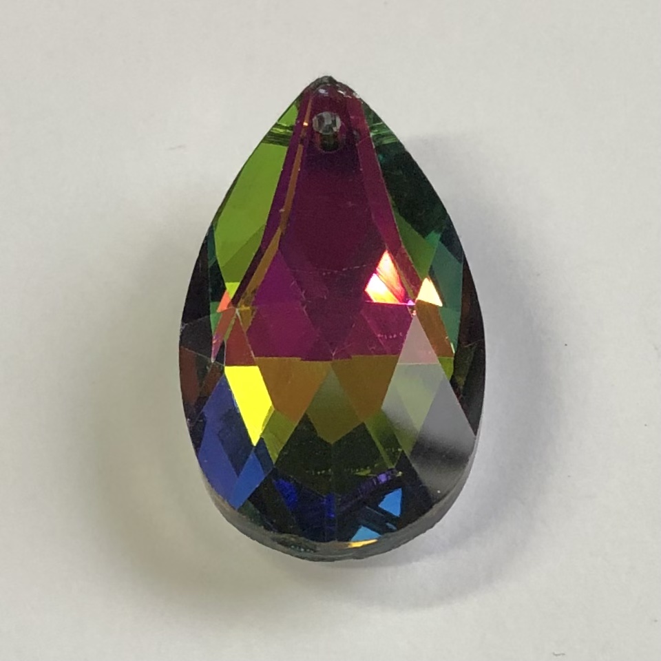 Faceted glass teardrop 38x23mm vitrail medium - Bohemia Design